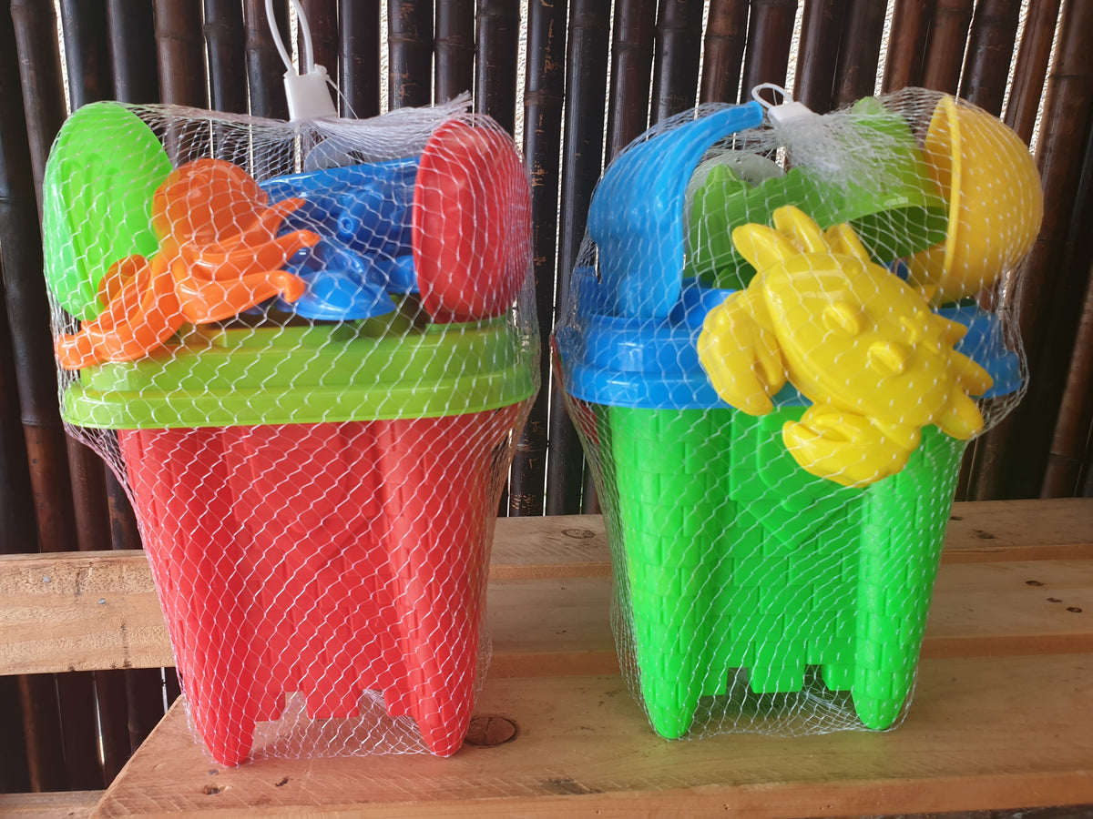 Large Square Castle Beach Bucket Set – Byron Bay Camping & Disposals